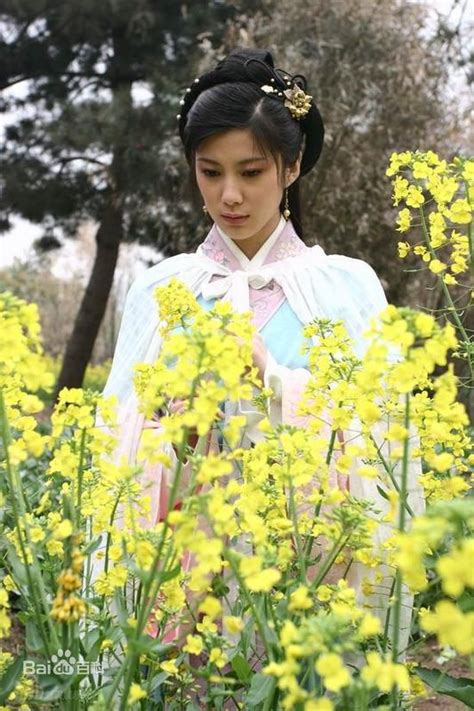 高清王珂kelly性感图片 万佳直播吧