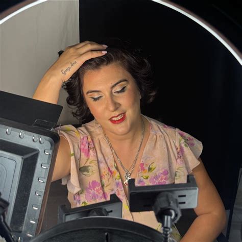 Unique უნიკი ხელნაკეთი ნივთების გამოფენა გაყიდვა