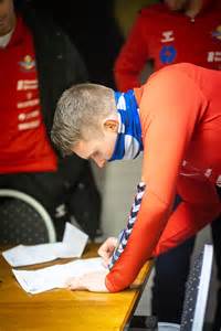 Solid Dobbel­signe­ring For Hareid Vikebladetno