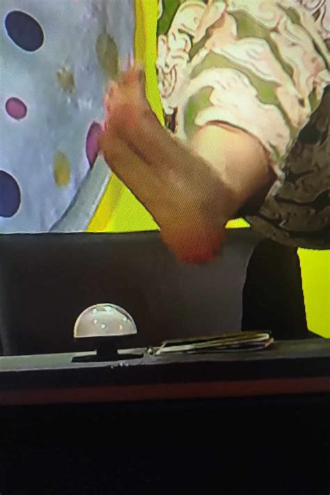 Lou Sanderss Feet