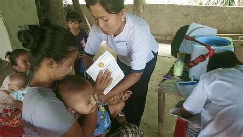 မောင်တောမြို့နယ်၊ မီးတိုက်ကျေးရွာတွင် တောင်ပြိုယာကျေးလက်ကျန်းမာရေးဌာန ခွဲ မှ ကျန်းမာရေးစောင့်ရ