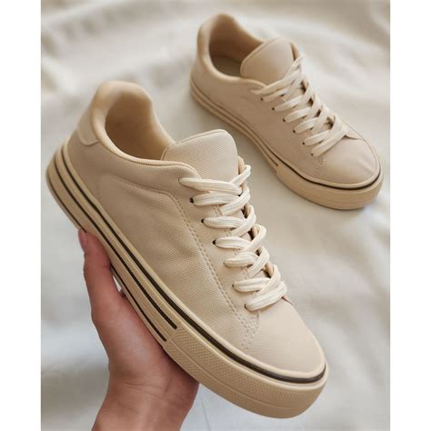 کتونی بیسیک، کرم