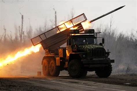 Разчети на РСЗО Град нанесоха удари по струпване на личен състав и техника на ВСУ Pan Bg