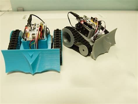 Diy Arduino Uno Based Dozer Bot Arduino Projects Diy Arduino 3d Printer