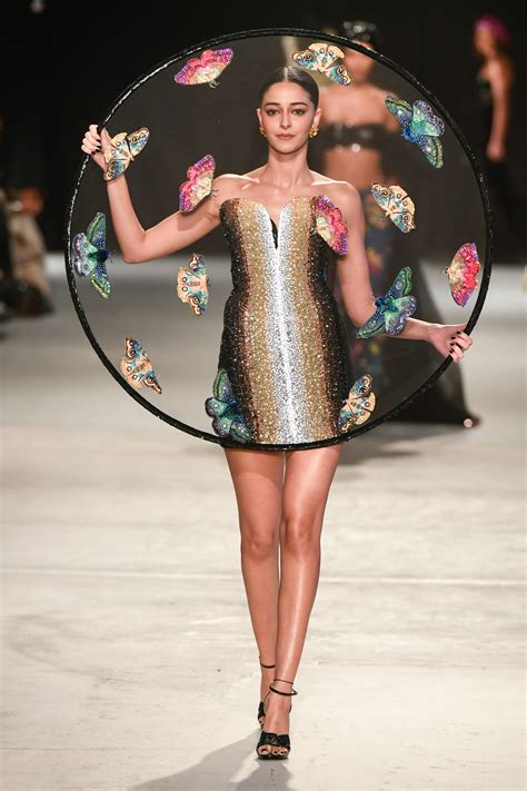 Rahul Mishra Couture Spring 2024 Photos