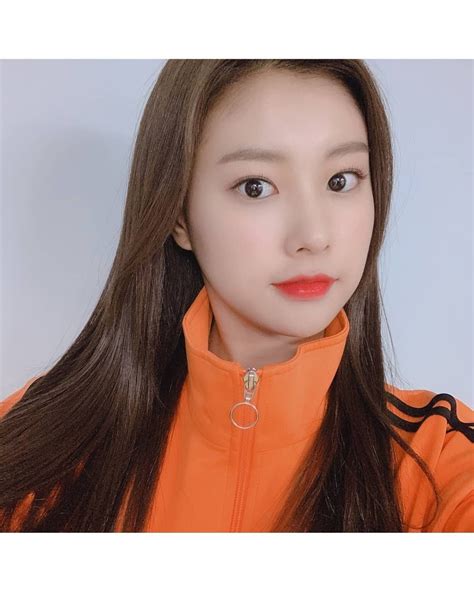 Pin On ﹙ᝰ ፡ ız One