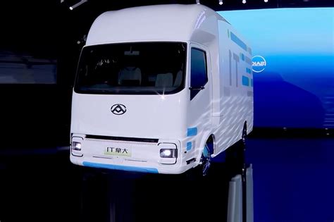 上汽大通MAXUS2023款上汽大通MAXUS 大拿T1 86km 经典版报价 参数 图片 新浪汽车