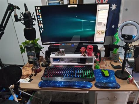 My Current Computer Setup By Beescyda On Deviantart