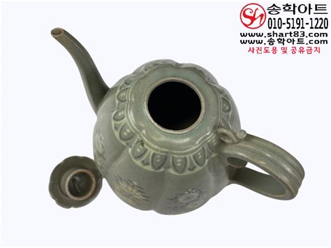 국화무늬 참외형 주전자 고려청자 상감청자 참외 모양 과립형 수주 전통 가마 국내 근대사 도자기 송학아트 옛날물건ㅣ골동품ㆍ고가구ㆍ도자기ㅣ영상소품 ㅣ엔틱인테리어소품