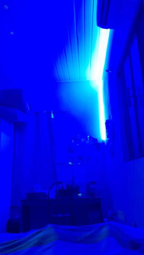 The Messy Top Low Taper Fade Low Taper Fade Haircut In 2024 Curly