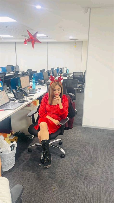 Nida Tahseen On Linkedin Bestchirstmasinzodiac