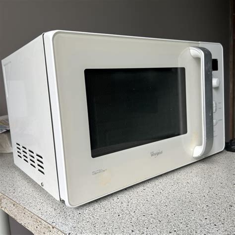 Микроволновая печь б у купить в Санкт Петербурге цена 4 500 руб дата размещения 19 08 2024