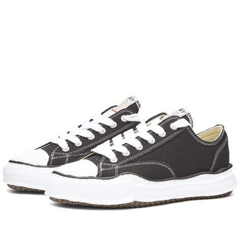 Maison Mihara Yasuhiro Mens Original Sole Canvas Low Sneakers In Black