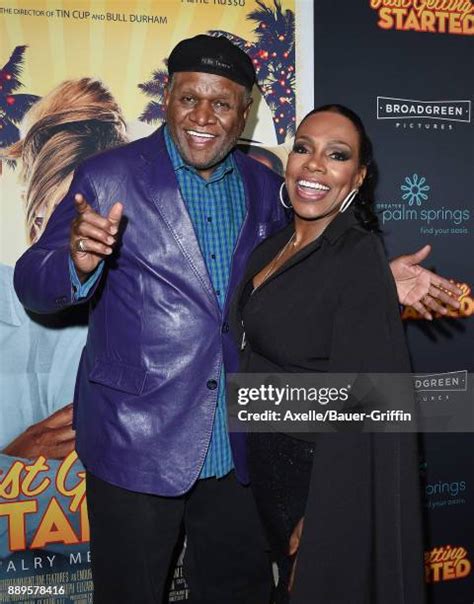 Lee Wallace Actor Photos And Premium High Res Pictures Getty Images