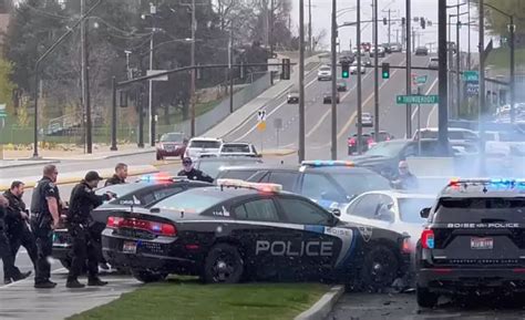 High Speed Police Chases States Revisit Pursuit Policies Amid Crime
