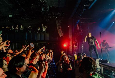 Periphery Ignites The Crowd In Times Square On Their Wildfire North