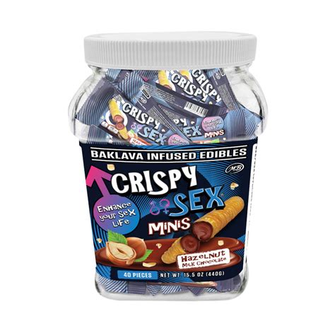 Crispy Sex Minis With Hazelnut Chocolate Cream And Strawberry Cream Cris