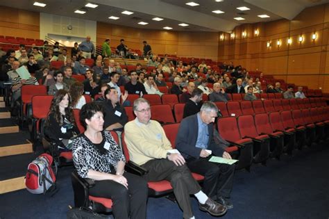 Sub Nyquist Sampling Xampling Smart Sampling Yonina Eldar