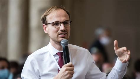 Dissolution De Lassemblée Le Maire De Laval Florian Bercault Appelle