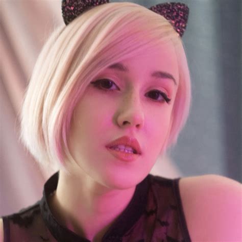 Introducing Nika Reznik All You Need To Know About The Onlyfans Model