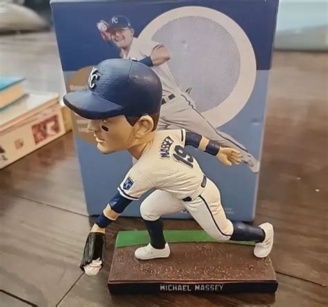 Neuf Michael Massey Kansas City Royals Bobblehead Du Jeu 462024 Eur