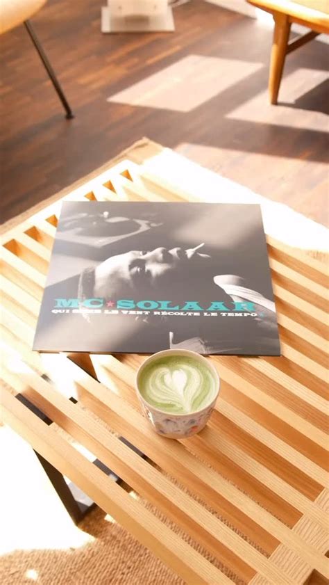 Rocket Espresso Korea 따스한 햇살이 포근하게 감싸는 금요일 오후 🍃 맛있는 커피 한 잔으로 나른한 오후를 기분 좋게 깨워보세요 𝐀 𝐜𝐨𝐳𝐲