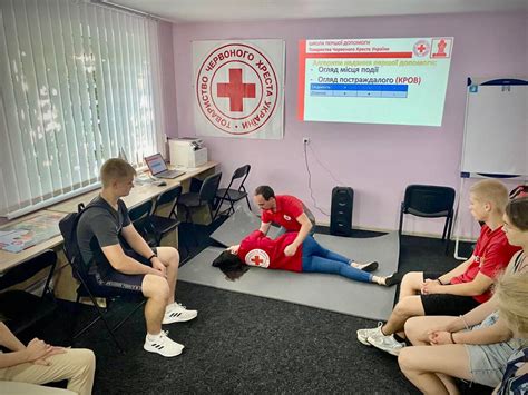 25 липня в приміщенні місцевої організації ТЧХУ волонтерами був проведений черговий майстер клас