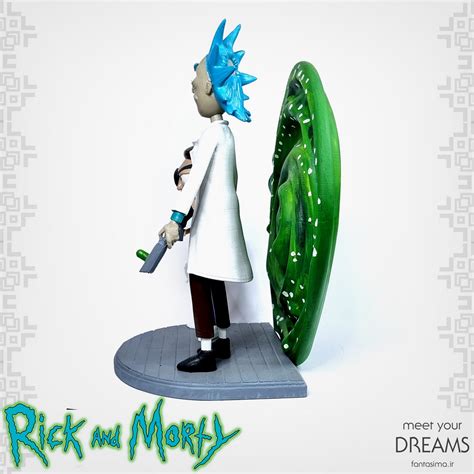 مجسمه ریک و مورتی