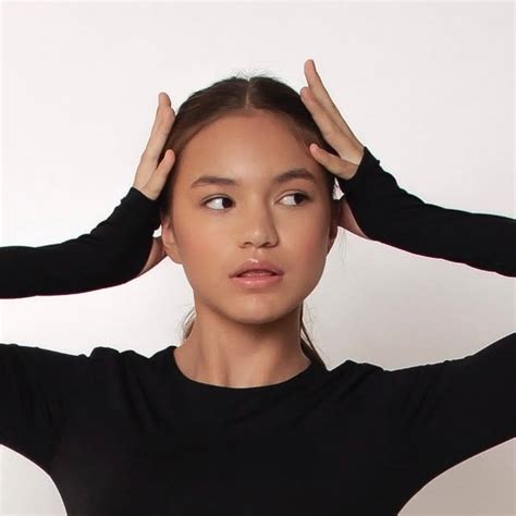 Fashion Sofi Shine Threads Say More