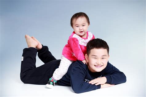 Uzemjit Манай гэрэл зургийн студи нь Та бүхэнд зориулж Фото Канвас Металл хавтан дээр