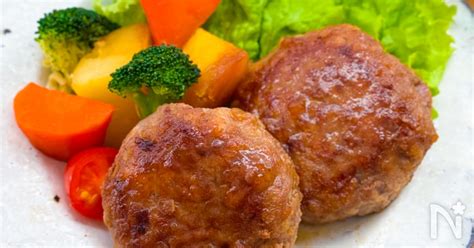 【厚揚げでかさまし！和風ハンバーグ】添え野菜も美味しい♡ レシピサイトnadia