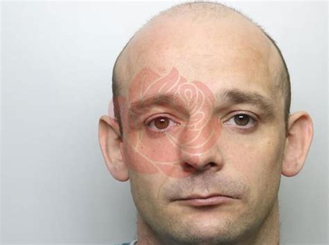 Jonathan Wilkinson Caught In Dewsbury Paedophile Sting Sex Offender Offers To Pay Schoolgirls