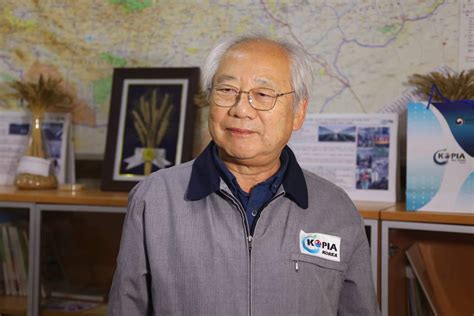 Со Сонг Монгол улс мал аж ахуйгаа хөгжүүлж фермжүүлээсэй гэж хүсэж байна Хүнсний хувьсгал