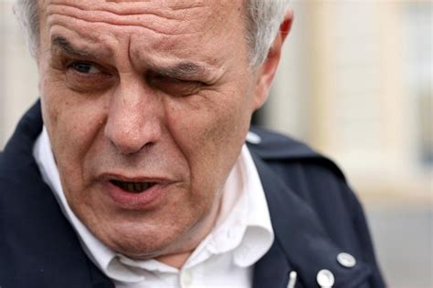 Социолози милионери се хванаха за гушите