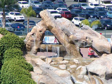 Angels Stadium Waterfall The Ballparks Angel Stadium Of Anaheim
