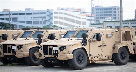 Oshkosh Jltv Exp Een Imposant Voertuig Dutch Defence Press