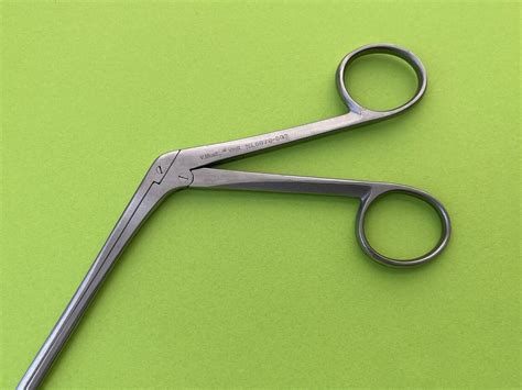 Vmueller Surgical Spinal Rongeur Straight Serrated Jaw 3 Mm Bite 7
