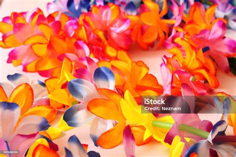 꽃과 껍질의 구성 Paraphernalia 환경 타이 하와이 마사지 태국 마사지 광고를위한 배너 0명에 대한 스톡 사진 및 기타 이미지 Istock