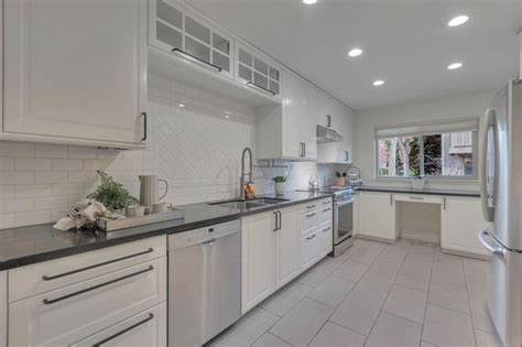 Amy Mccafferty On Linkedin Pending Townhome Modernliving Losgatos Siliconvalleyhomes