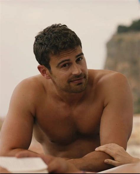 Pin De Валерия Андреевна Бирючинская Em Hottie Alert 🥵 Homens Lindos