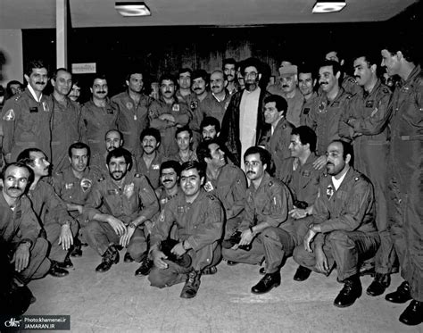 تصاویر کمتر دیده شده از حضرت آیت‌الله خامنه‌‎ای در دوران دفاع مقدس عکس