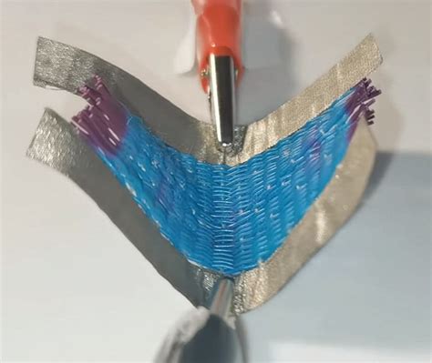New Programmable Smart Fabric Responds To Temperature Electricity