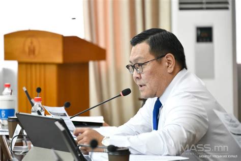 Халзан бүрэгтэй орд газрын асуудлаар төрийн байгууллагууд шинжээчид дүгнэлт илтгэлээ танилцуулав