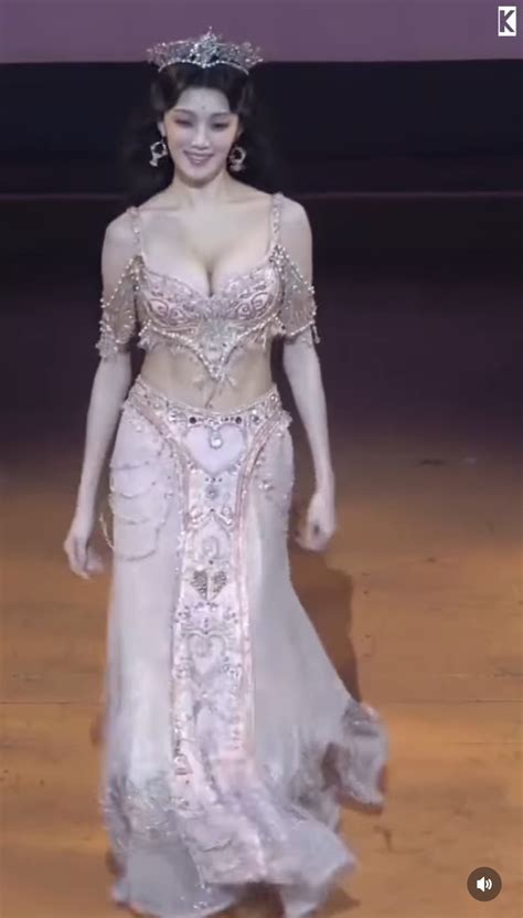 ㅇㅎ 이성경 뮤지컬 알라딘 자스민 근황  유머 움짤 이슈 에펨코리아