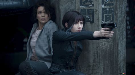 Ghost In The Shell Movie Scarlett Johansson With Pistol 4k Wallpaper