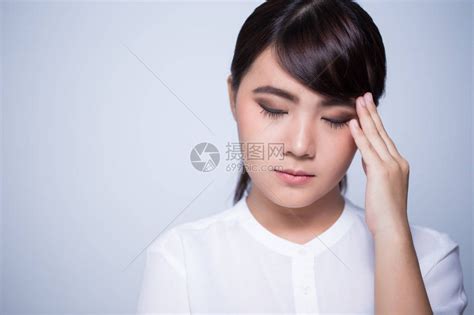 女人头痛高清图片下载 正版图片502942145 摄图网