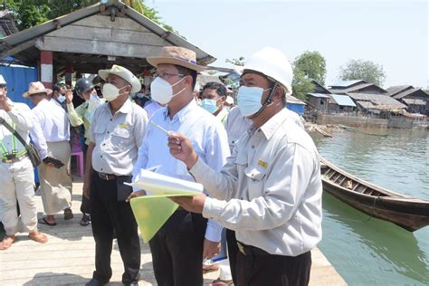 တိုင်း ဒေသကြီးဝန်ကြီးချုပ် ဦးတင် မောင်ဝင်းနှင့် အစိုးရအဖွဲ့ဝန်ကြီးများ ပုသိမ်မြို့နယ်၊ ရွှေသောင