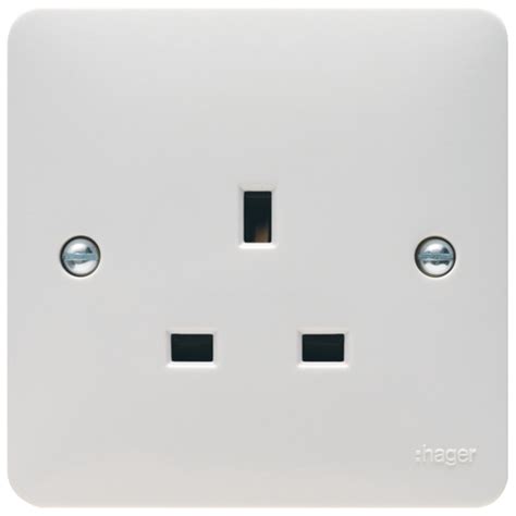 Hager WXPSS82 Switched Socket DP 2G 13A