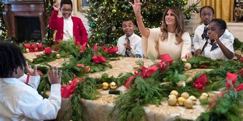 Melania Trump Inaugura Su Primera Decoración Navideña De La Casa Blanca