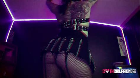 Aurora Anarchy Model Page